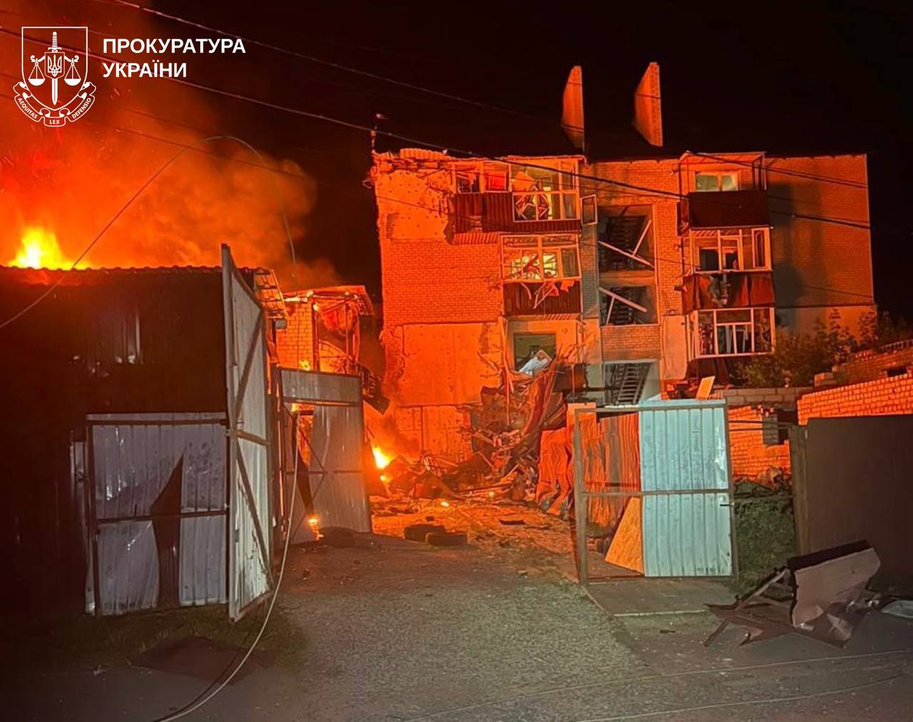 Удар по Чугуєву забрав три життя: серед загиблих — 22-річна вагітна ...